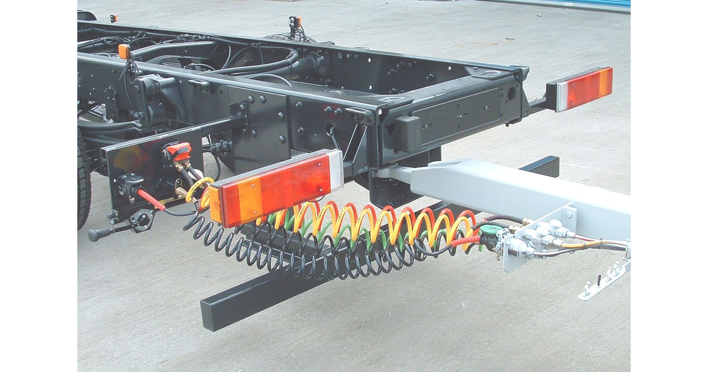 Drawbar towing equipment / Wheelbase Engineering Ltd. / Chassis ...