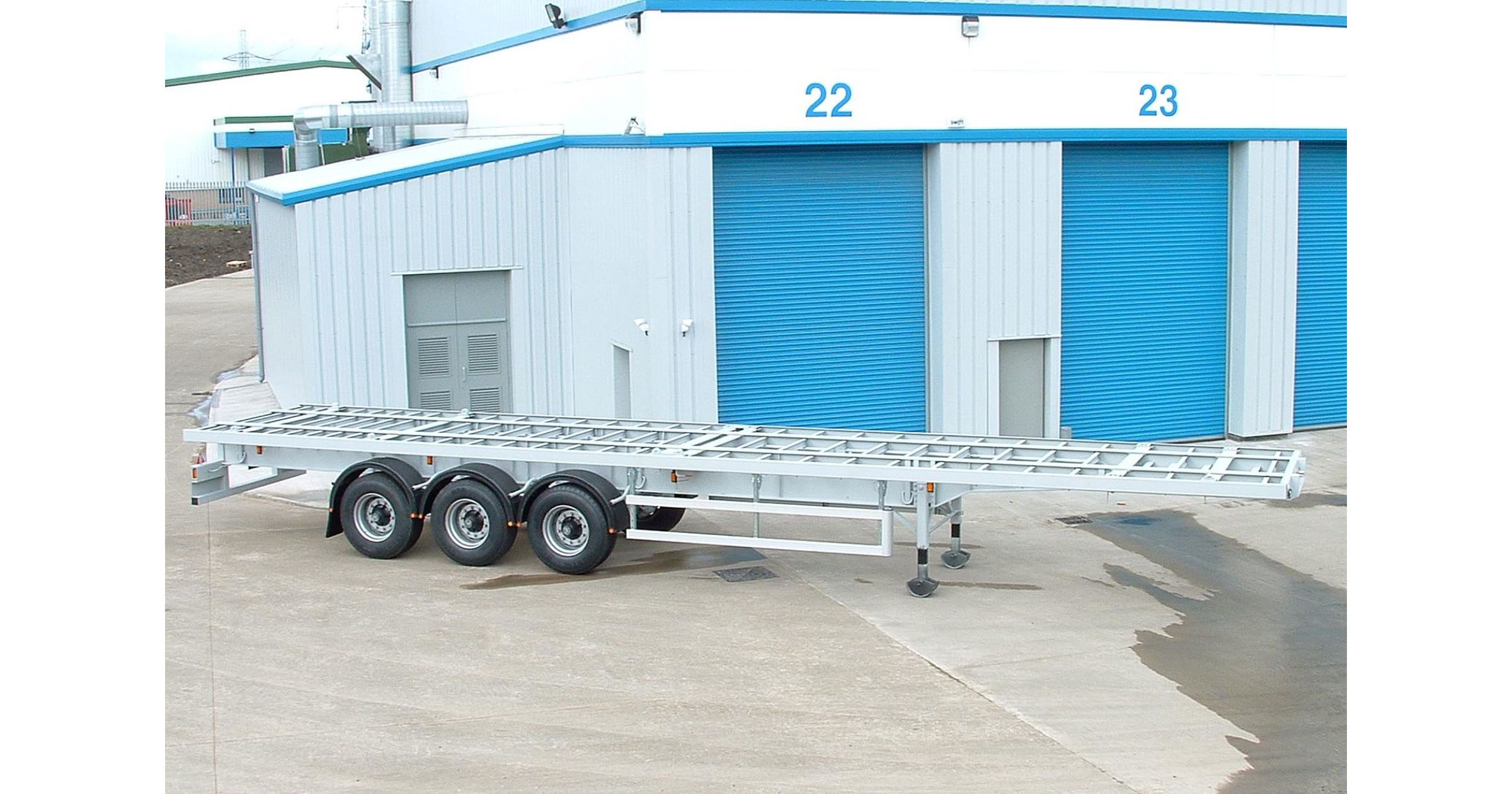Straight frame semi trailers / Wheelbase Engineering Ltd. / Chassis ...